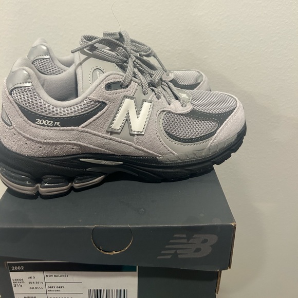 New Balance | Shoes | New Balance 202r | Poshmark